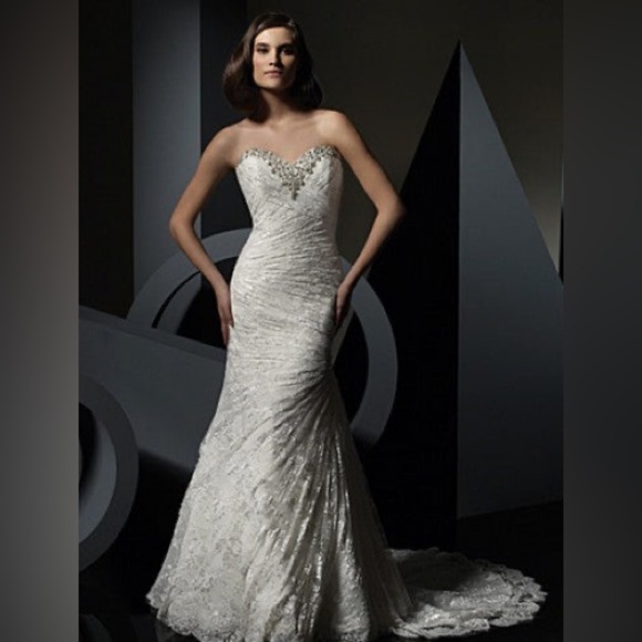Alfred Angelo | Dresses | Alfred Angelo 2396 Size 8 Lace Fitted Wedding ...